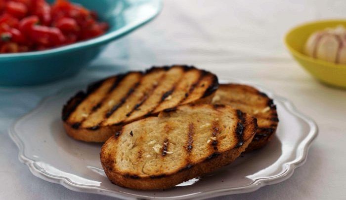 Fettunta: bruschetta toscana | Buonissimo Ricette