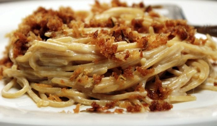 Ricetta Spaghetti con la mollica - Le Ricette di Buonissimo