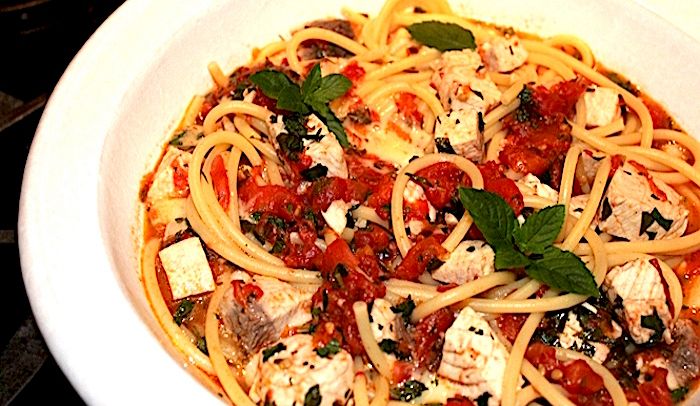 Spaghetti con pesce spada | Buonissimo Ricette