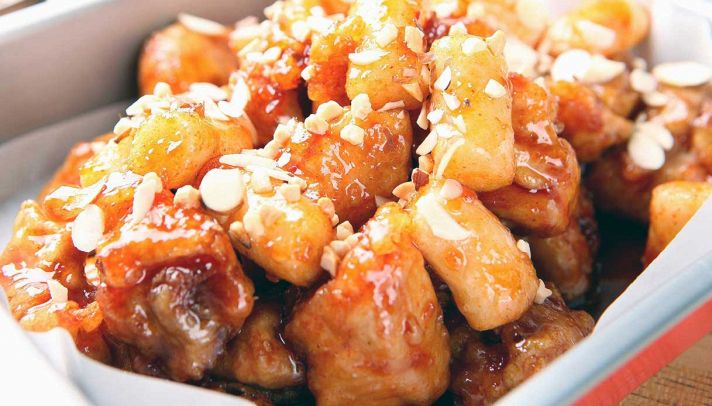 Pollo alle mandorle | Buonissimo Ricette