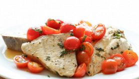 Ricetta Cappone arrosto in salsa di mirtilli - Le Ricette di Buonissimo