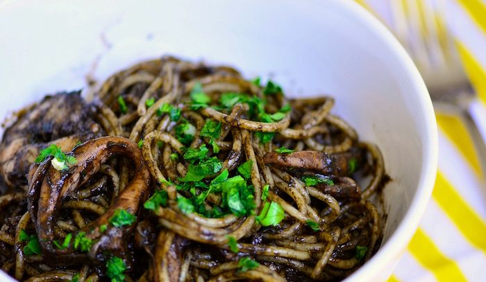 Ricetta Spaghetti al nero di seppia - Le Ricette di Buonissimo