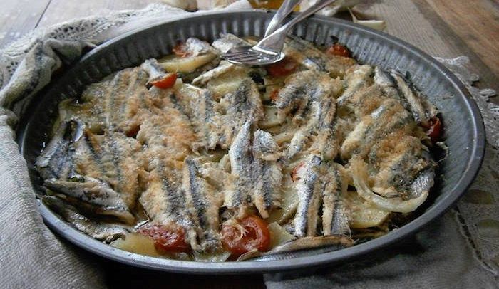 Tiella di alici: ricetta abruzzese semplice e gustosa