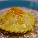 Seadas: dolcetti tradizionali sardi con formaggio filante e buccia d ...