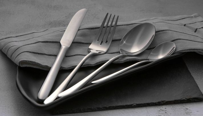 Posate a Tavola: tipi e come posizionarle in base al Galateo