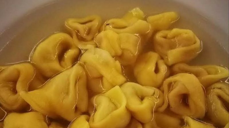 I 5 migliori tortellini in brodo di Modena