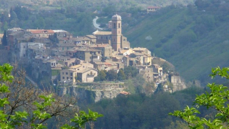 Morlupo, il borgo che non ha paura dei lupi
