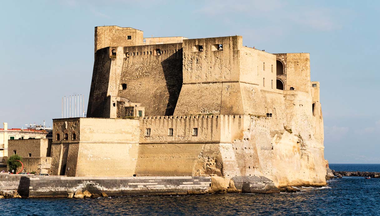 Napoli, il centro storico: cosa vedere, monumenti, luoghi simbolo