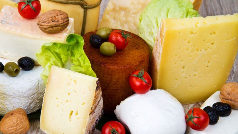 Un formaggio sta facendo "litigare" Marche e Emilia Romagna