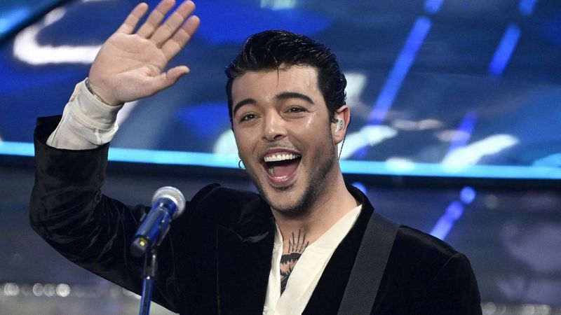 Stash dei The Kolors ha aperto a Capri una focacceria