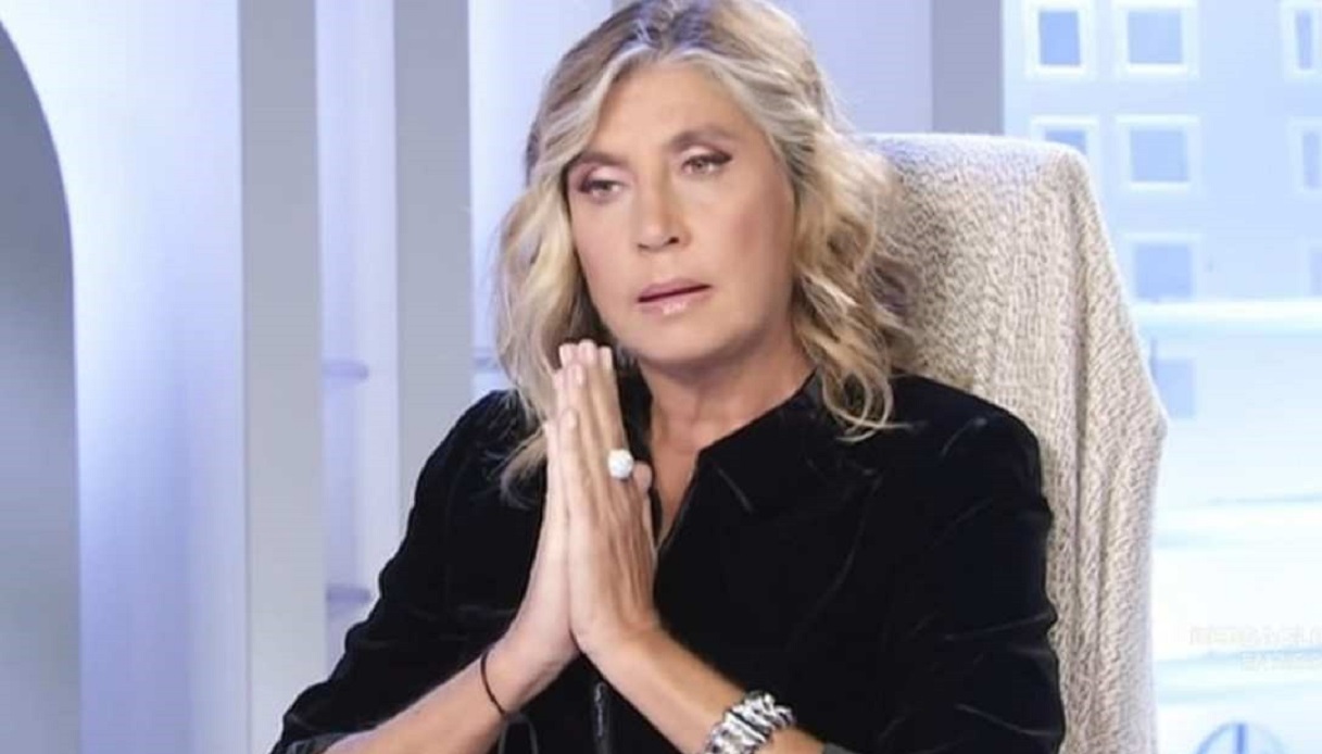 Striscia la Notizia, clamorosa stilettata a Myrta Merlino