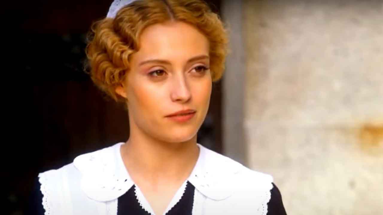 La Promessa: Jana salva la vita a Simona grazie a Manuel