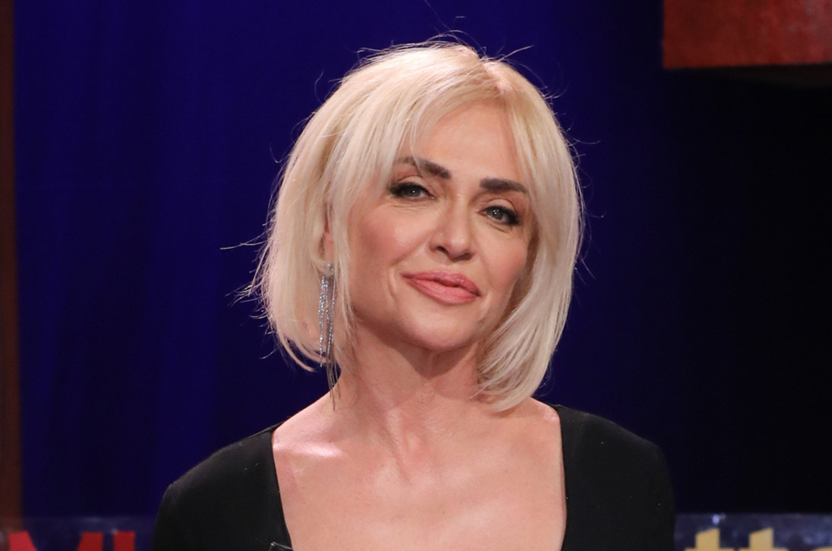 Paola Barale torna in tv accanto a Enrico Papi: ecco cosa farà