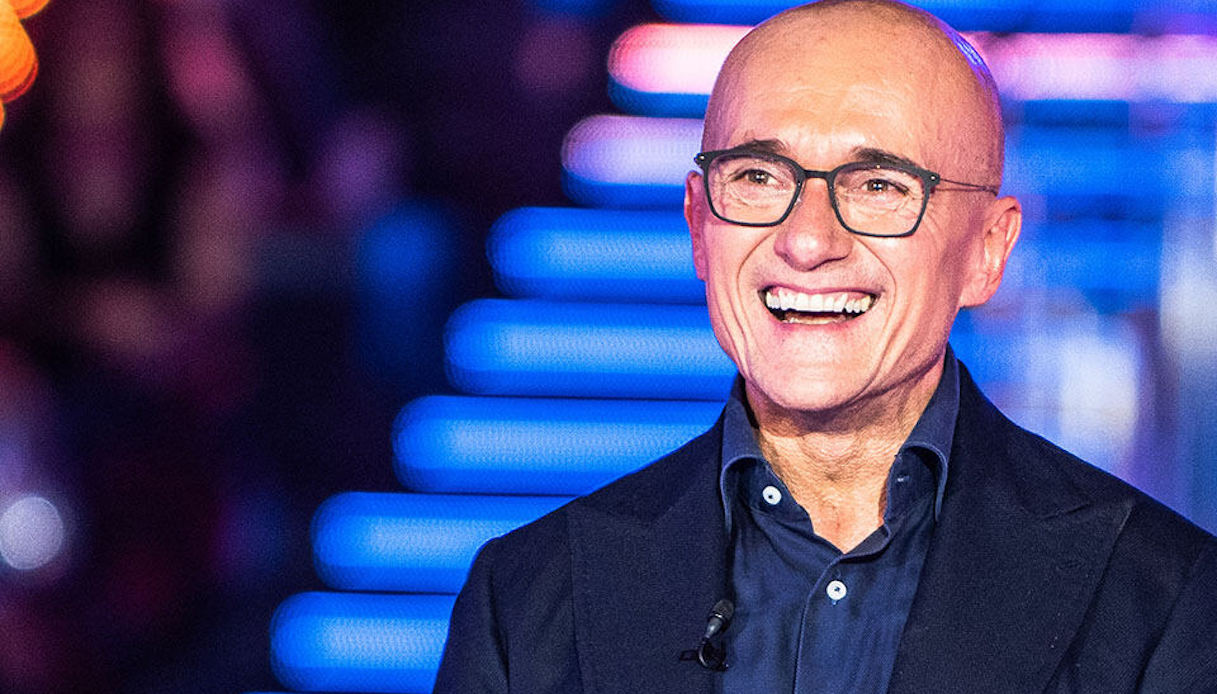 Grande Fratello non decolla, Signorini pretende la ship: i rumors