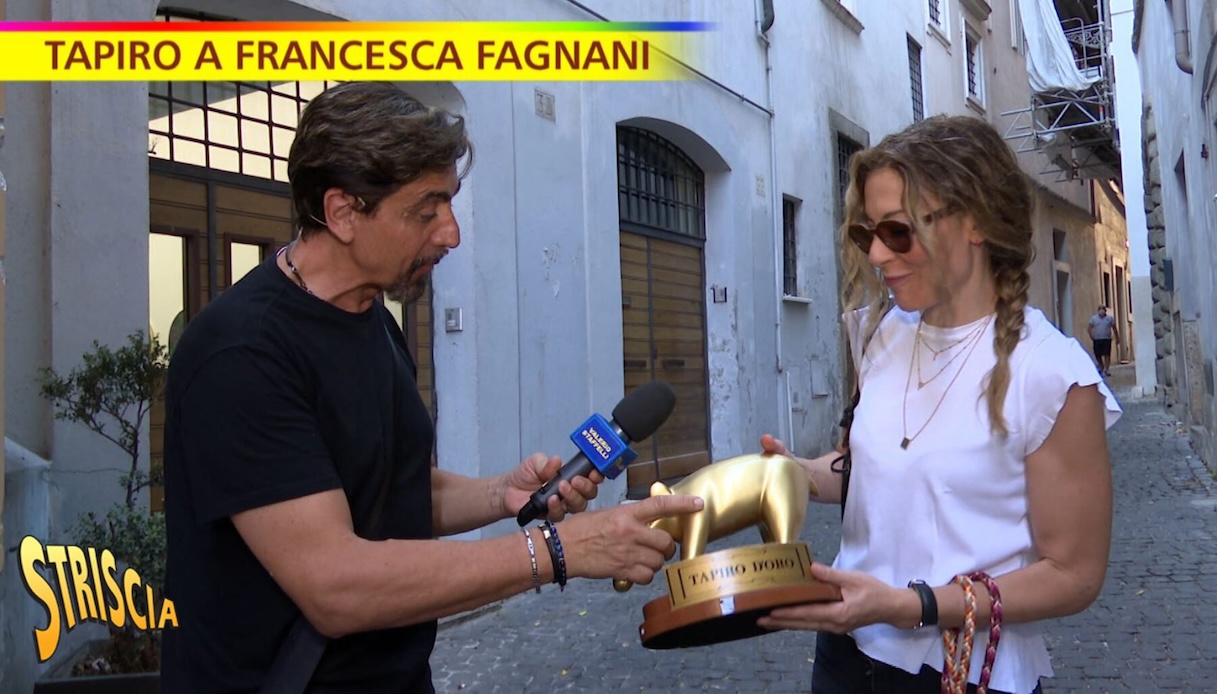 Striscia, tapiro a Francesca Fagnani per il caso Fedez-Belve