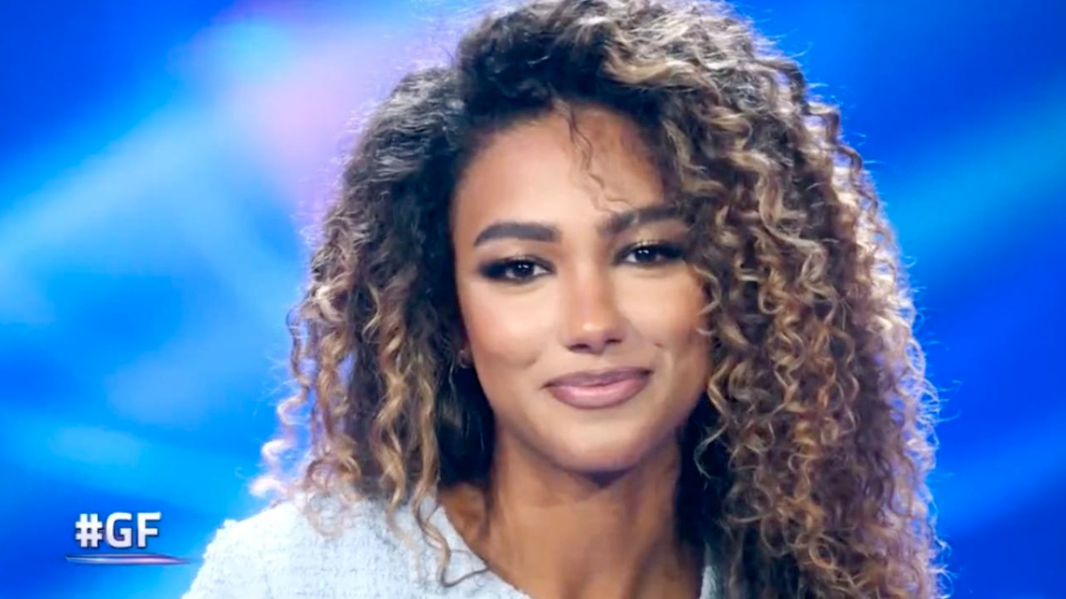 Grande Fratello, esce Samira come da spoiler: polemica sul reality