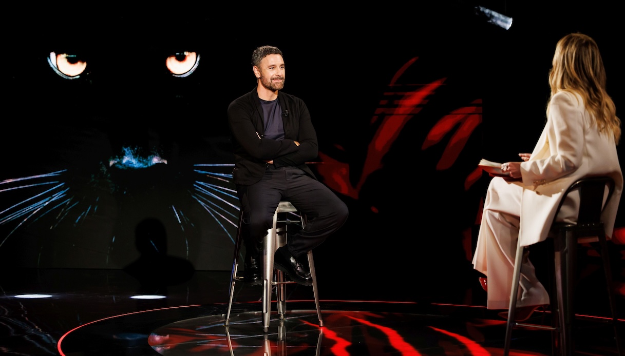 Raoul Bova a Belve: "Molti pensano che sia gay, ho sempre smentito"