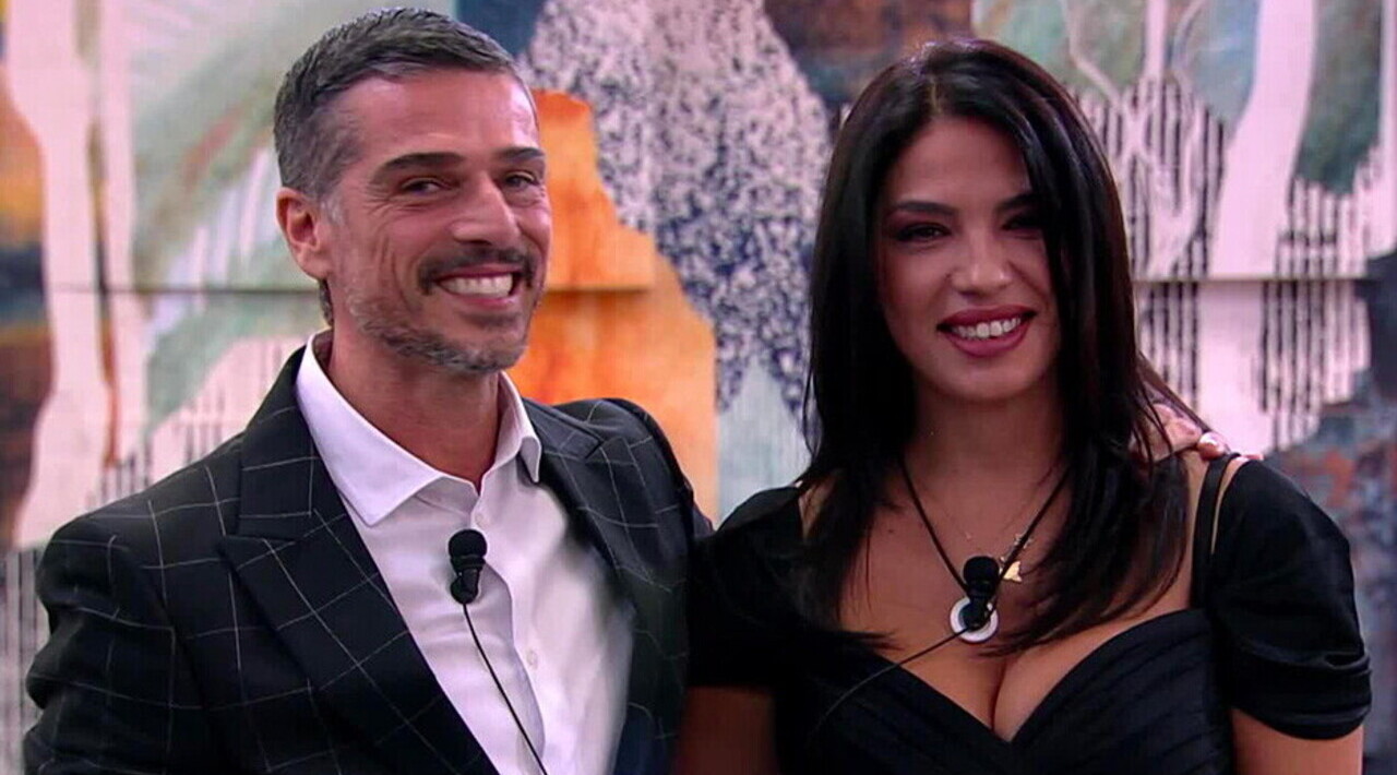 GF, Monia e Massimiliano sempre più vicini: Greta diventa Cupido