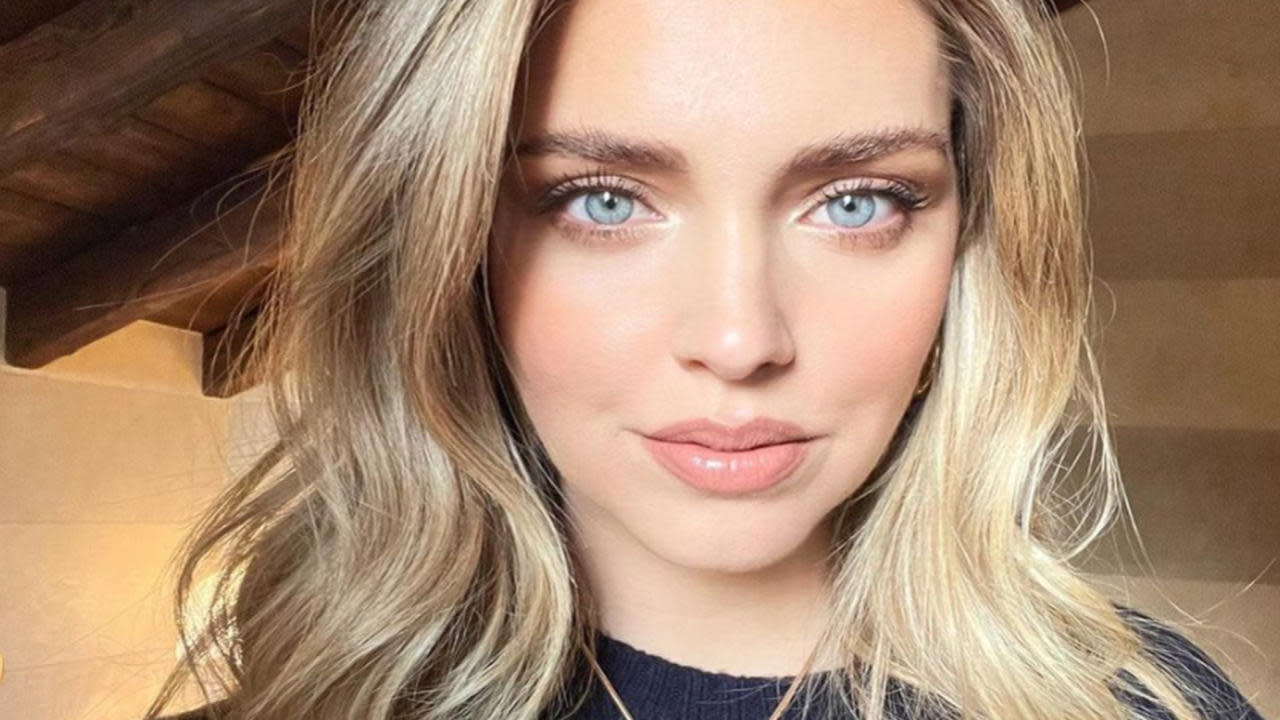 Ferragni apre i commenti su Instagram: comincia la guerra tra fan
