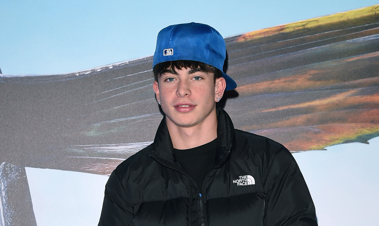 Fan impazziti per Matteo Robert e il suo nuovo "socio": chi è