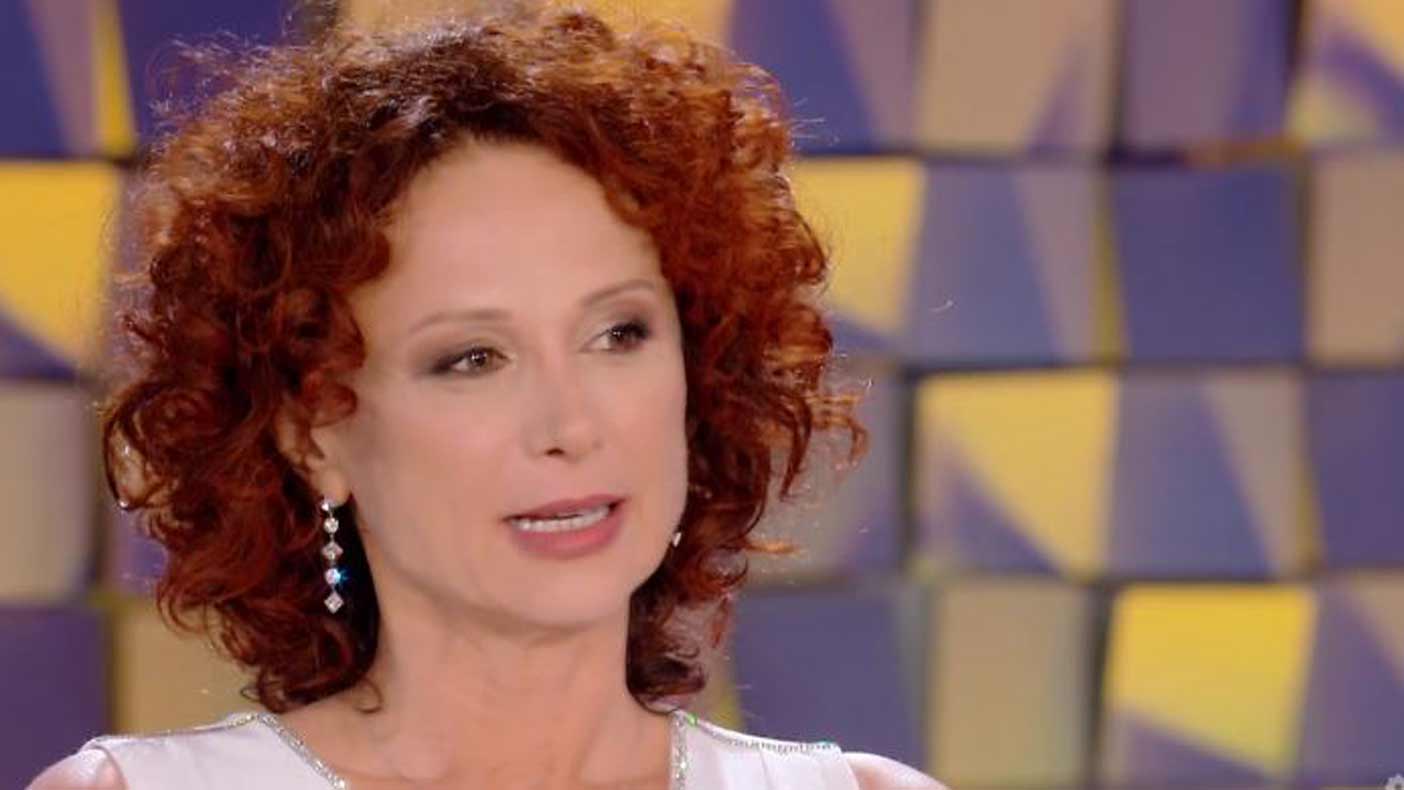 Grande Fratello: Beatrice scarica Garibaldi e parla di Signorini