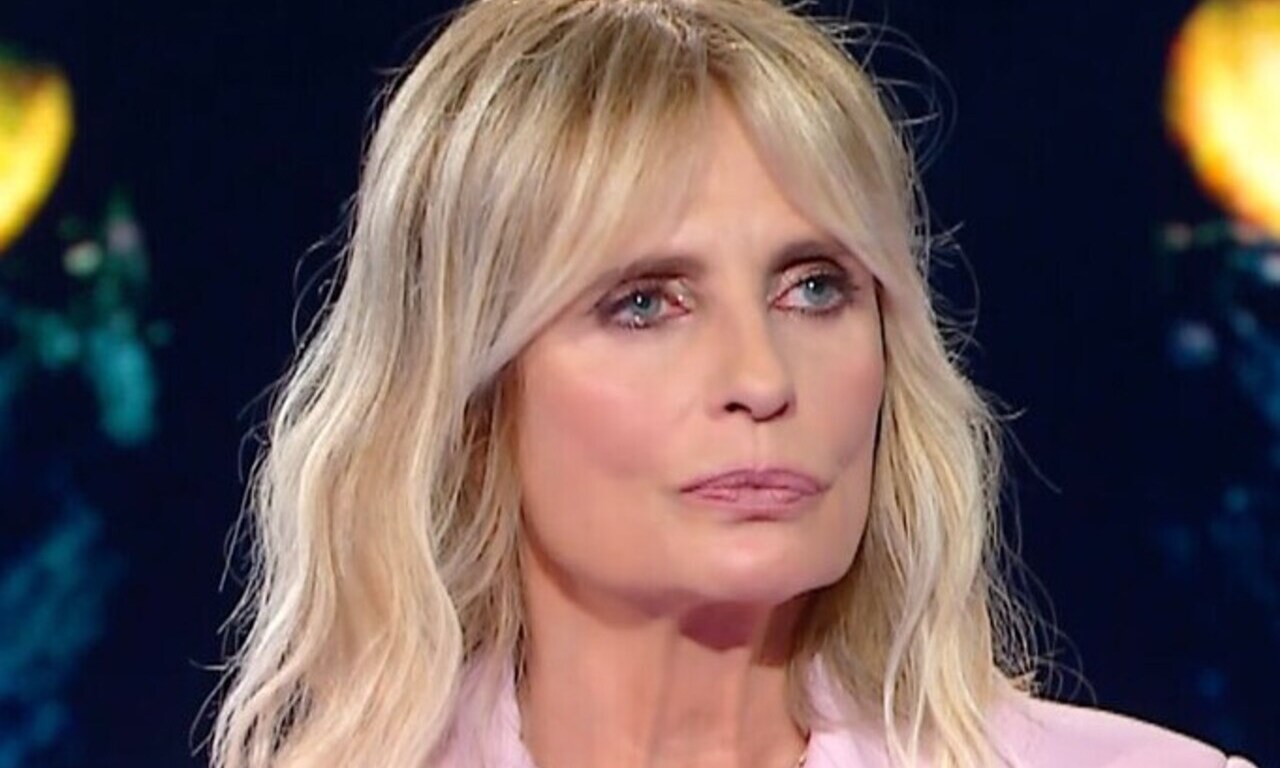 Isabella Ferrari confessa un amore violento: “Sono stata picchiata"