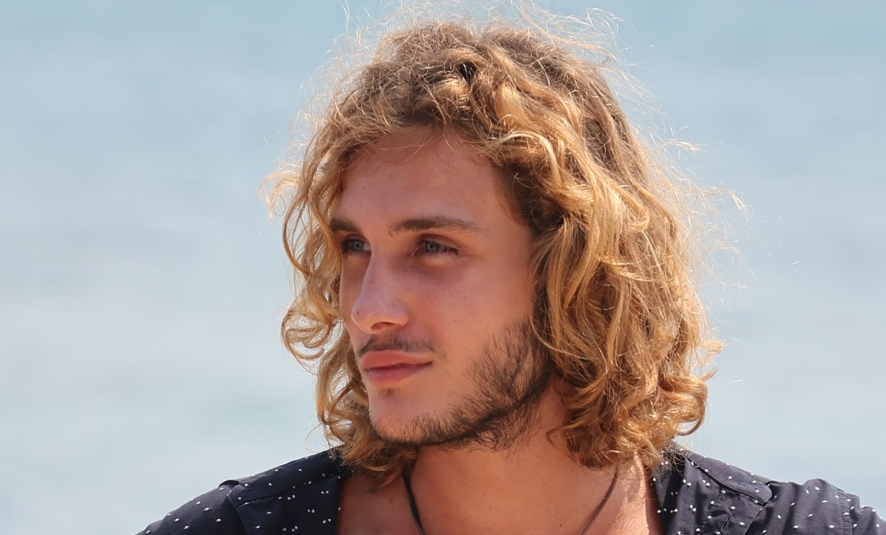 Pietro Fanelli, la fidanzata contro l'Isola: "Pronti a pugnalarti"