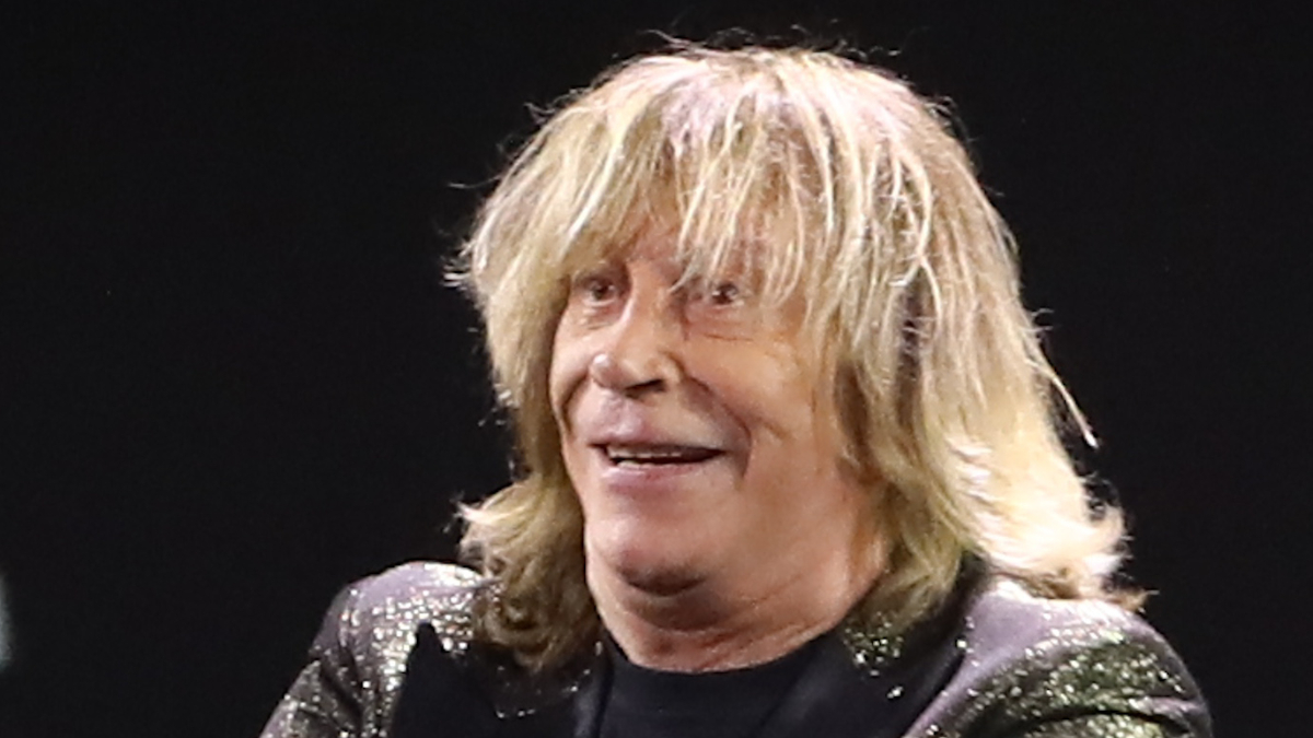 Enzo Paolo Turchi pronto per il Grande Fratello: “Niente emorroidi"