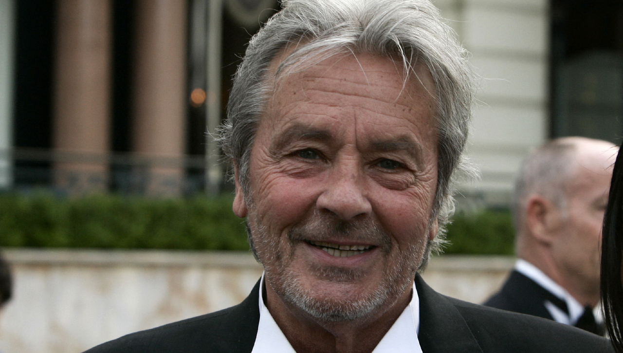 Alain Delon, chi sono i figli: guerra per l'eredità esorbitante