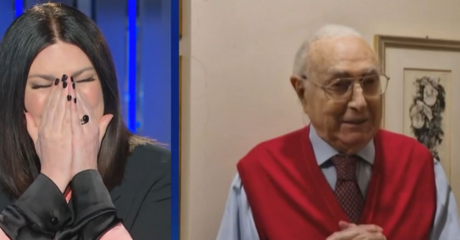 Domenica In, Laura Pausini crolla in lacrime per colpa di Baudo