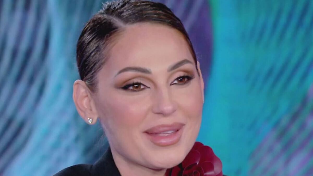 Un Natale al Sud, Anna Tatangelo alla ricerca dell’anima gemella