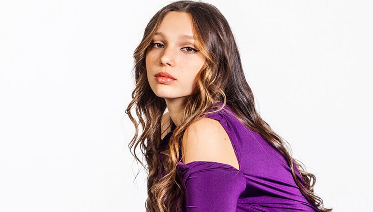 Amici, Sarah Toscano: "Ecco cosà c’è tra mia sorella e Lauro"