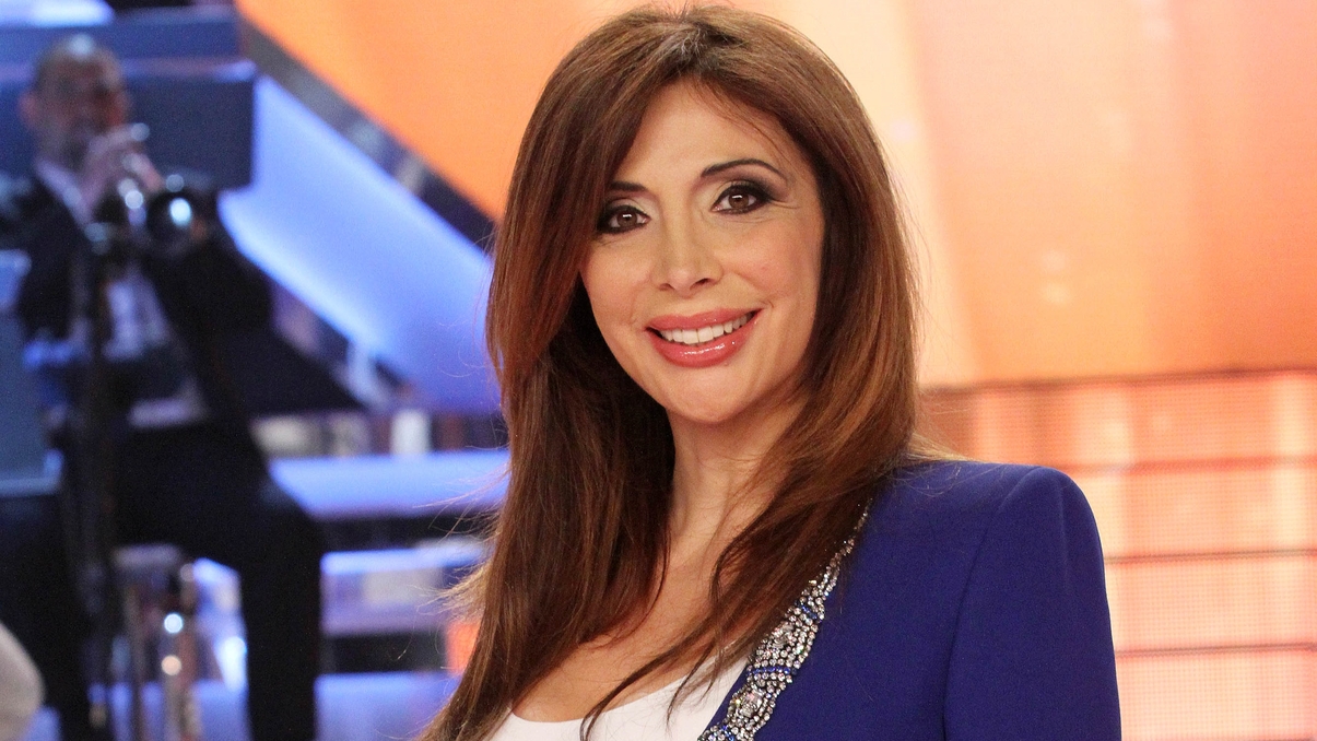 Belve, ex conduttrice difende Mammucari: "Ecco perché ho rifiutato"
