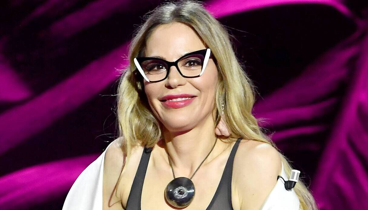 Naike Rivelli: "Mi sposo con Roberto". Chi è il futuro marito