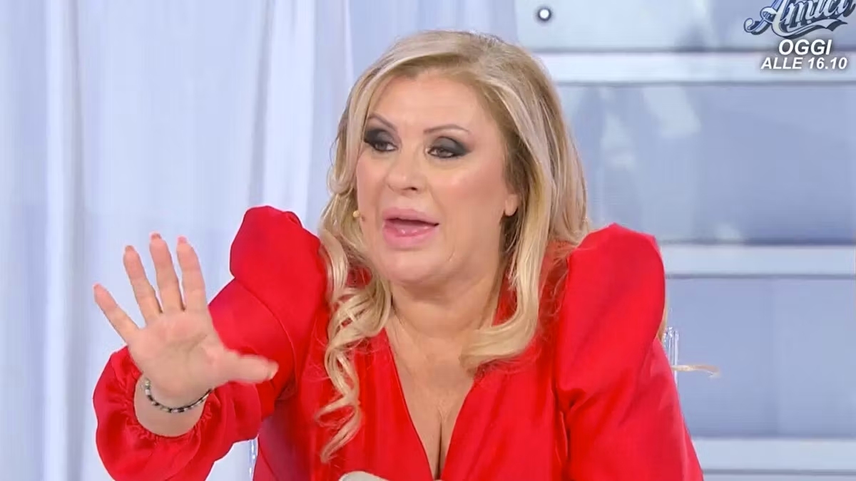 UeD, Marina fa infuriare Tina Cipollari, che abbandona lo studio ...