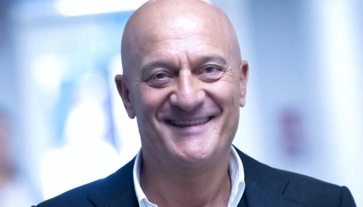 Claudio Bisio su Netflix in un film esilarante intelligente come pochi ...