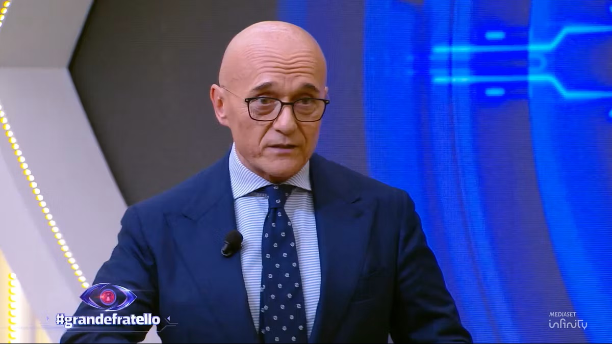 Caso Signorini, il futuro del direttore di Chi: arriva la decisione di ...