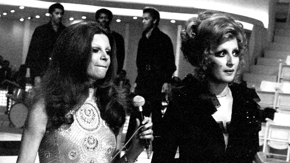 Mina, 86 anni di successi: una playlist da ascoltare per celebrare il mito