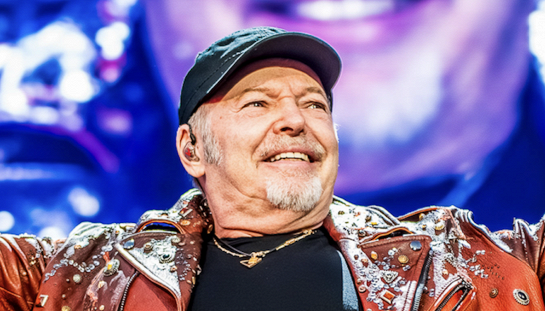 Vasco Rossi, a 44 anni da Vado al massimo è più vivo che mai. Subito il ...