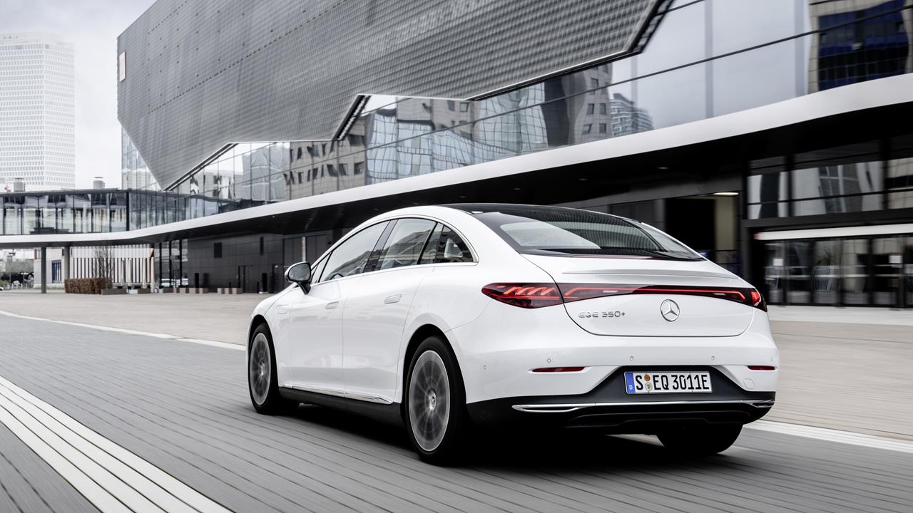 Scopri MERCEDES EQE 300 Premium | Virgilio Motori
