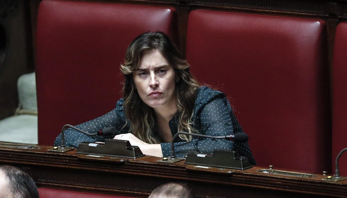 Sottosegretari governo, polemica Boschi: nuovo sfogo social