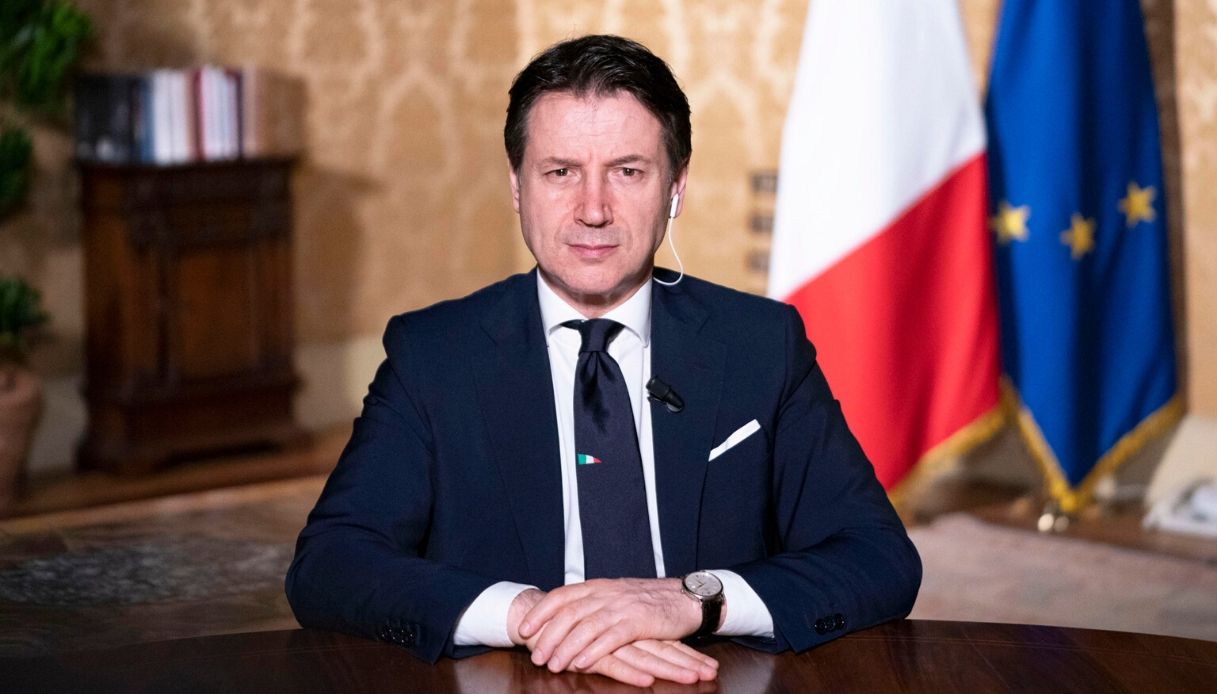 Coronavirus, la lettera di Conte: "Stiamo pagando prezzo immenso"