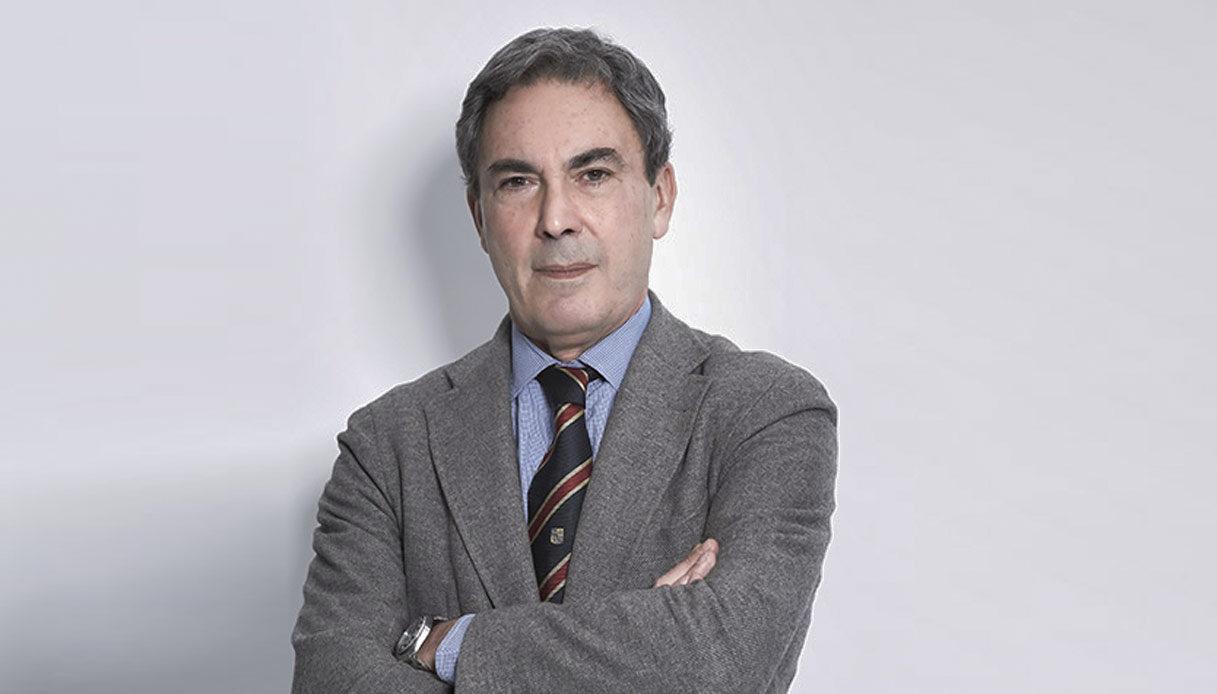 Coronavirus, Clementi: "Andremo al mare, ma con la mascherina"