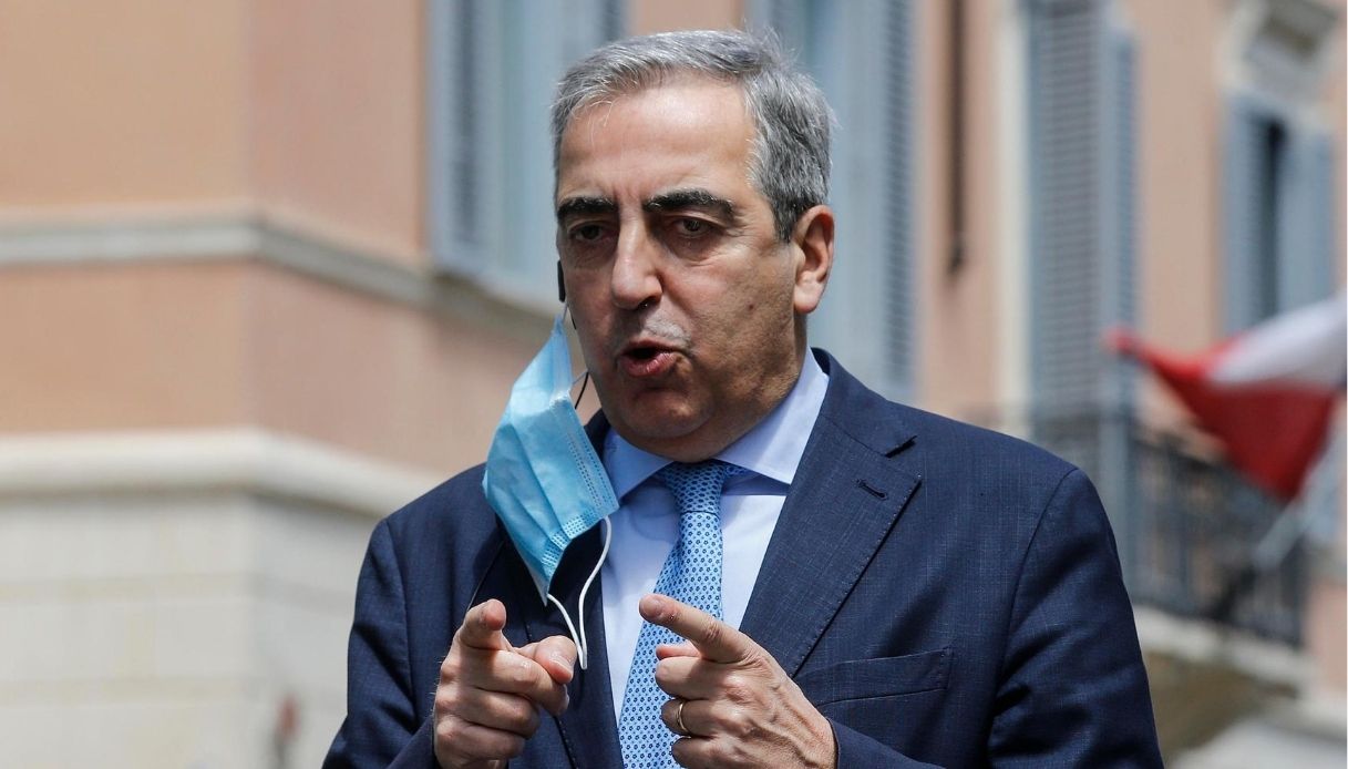 Sindaco di Roma "militare o manager": la risposta di Gasparri