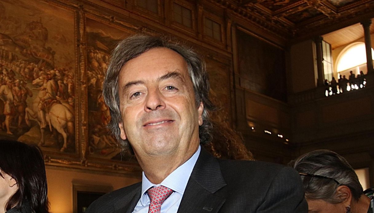 Burioni, la proposta per riaprire subito bar, ristoranti e teatri