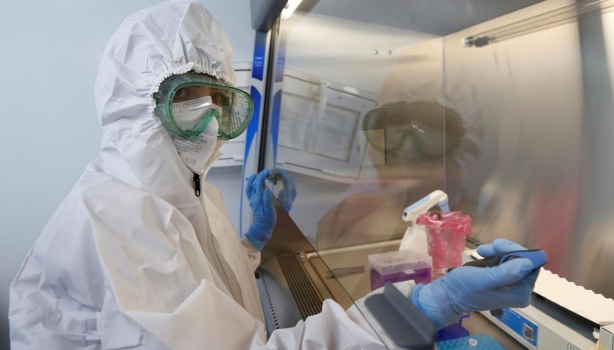 Vaccino Vaxzevria e trombosi: nuovo report su AstraZeneca. I dati