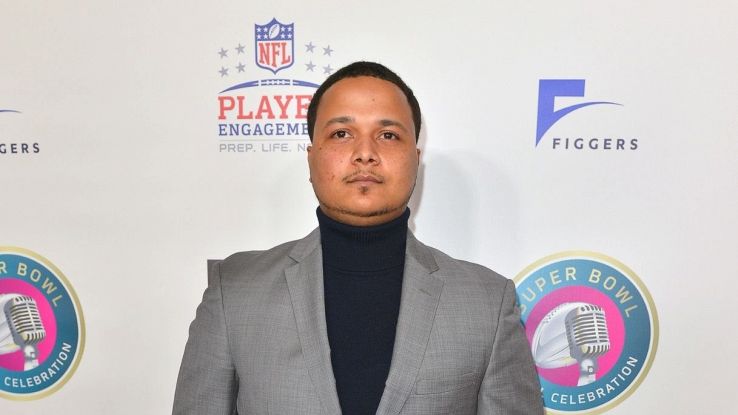 Freddie Figgers abbandonato tra i rifiuti ora è milionario: la storia