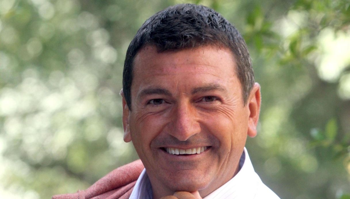 Chi è Fabrizio Gatta, da conduttore tv a prete: la sua storia