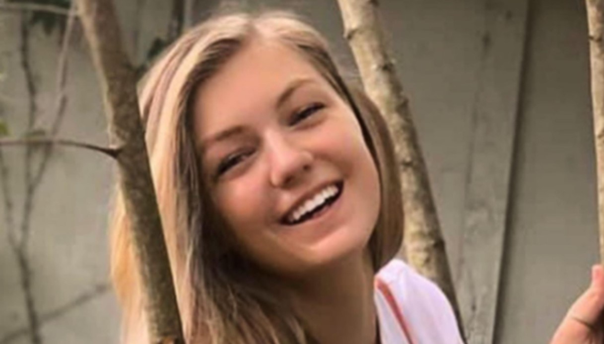 Usa: mistero sulla influencer morta, si cerca il fidanzato