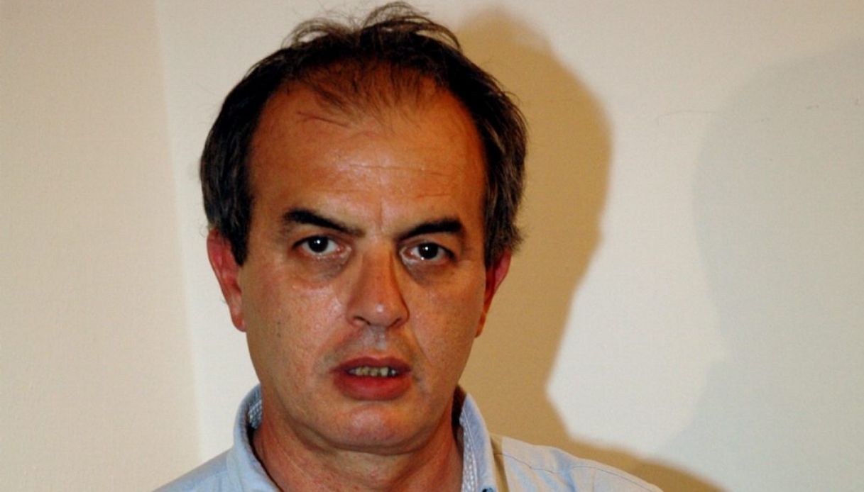 Morto Enrico Fierro, lutto nel giornalismo: aveva 69 anni. Vita, libri